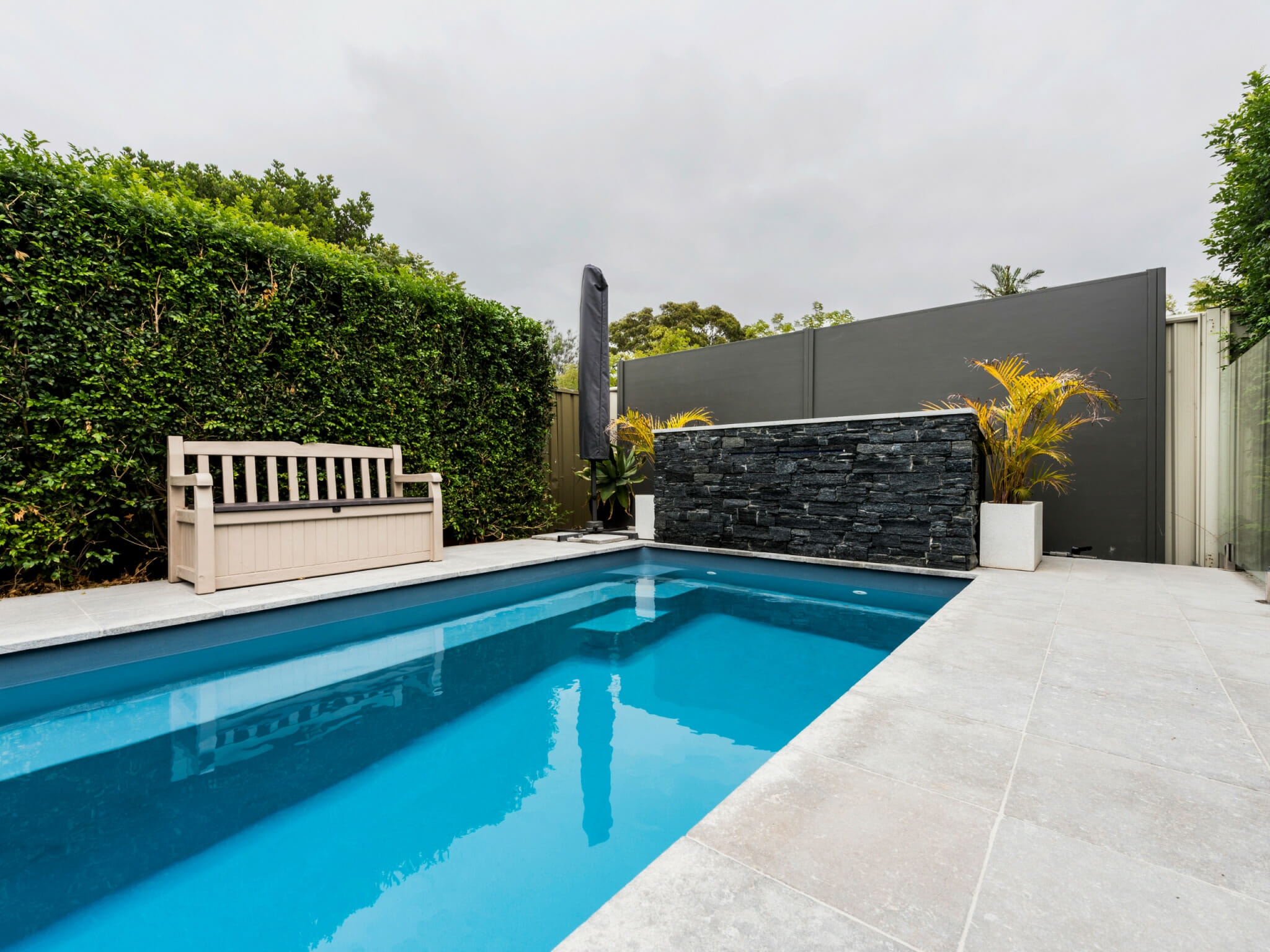 DIY Ideas - Privacy Screen Vs Fence Replacement | ModularWalls